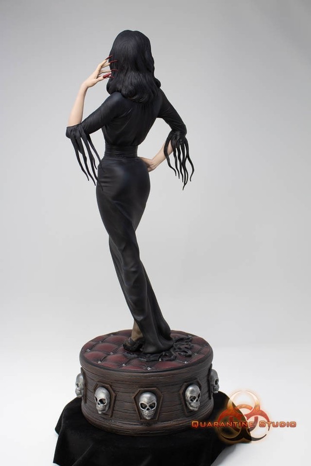 Vampira “Queen of the Ghouls” 1/6th Scale Collectible Statue Painted | eBay