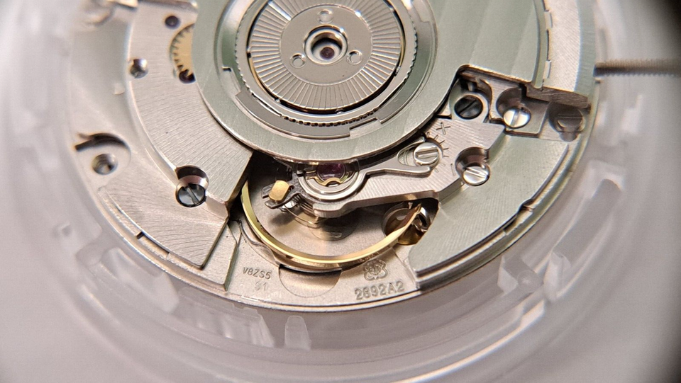 ETA 2892 A2 Movement NEW, 21 Jewels w/hour wheel, clamps, & screws AUTO ...