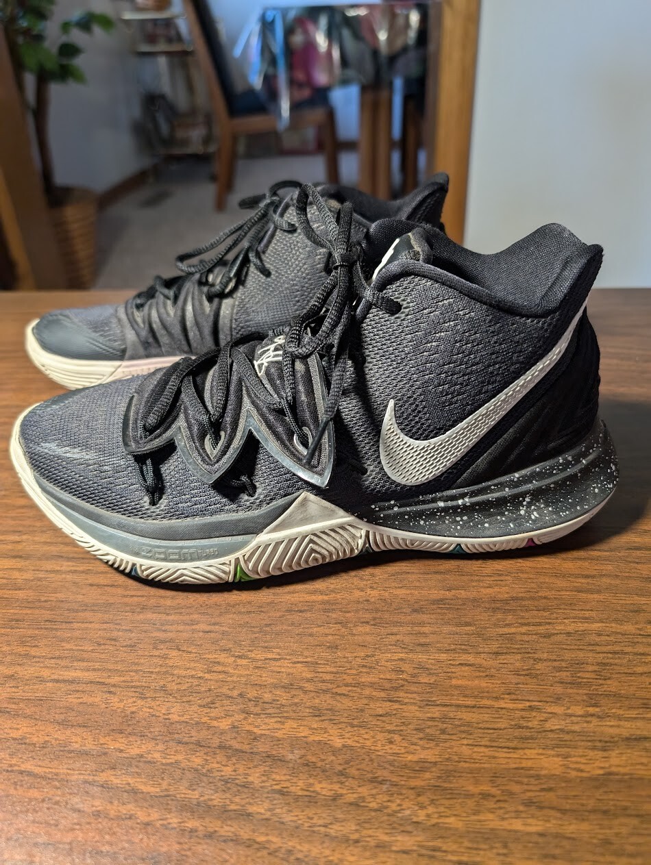 Nike Kyrie 5 Basketball Shoes Men's Size 8 Black “Black Magic” (A02918 ...