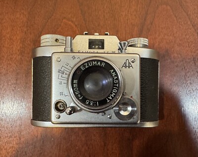 Vintage Samoca 35 III 35 mm Film Camera And Leather Case With Flash ...