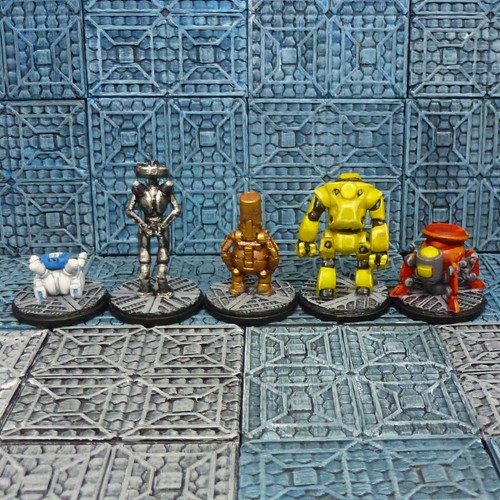 5x Sci-Fi Civilian Robot NPC Miniatures 28 or 32mm UNPAINTED Cheap ...