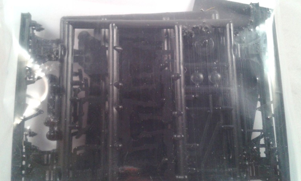 BR/LMS 10ft Vacuum Braked OO wagon underframe kit Parkside PA16 | eBay