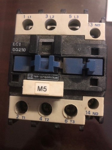 LC1D3210 TELEMECANIQUE SQUARE D CONTACTOR 50 AMP 24 VoltCOIL LC1 D3210 ...