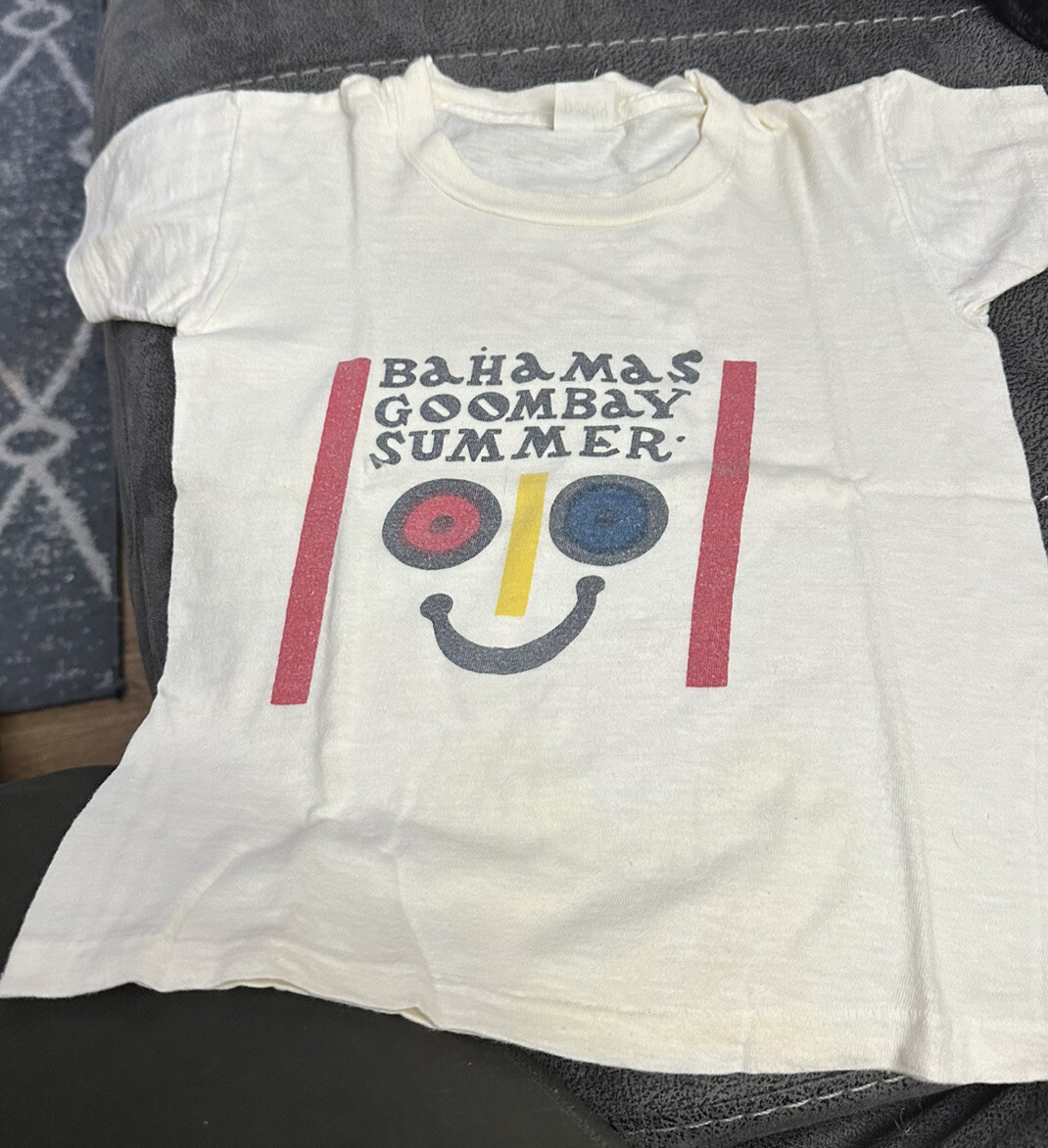 Vintage single stitch kids Bahamas Goombay T-shirt - Gem