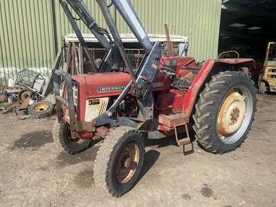 International 454 Tractor With Farmhand F10 Loader | eBay UK