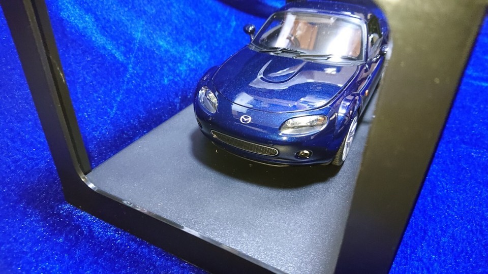 AUTOart 1/18 MAZDA MX-5 Roadstar Retractable Roof 2006 Model 75976 | eBay