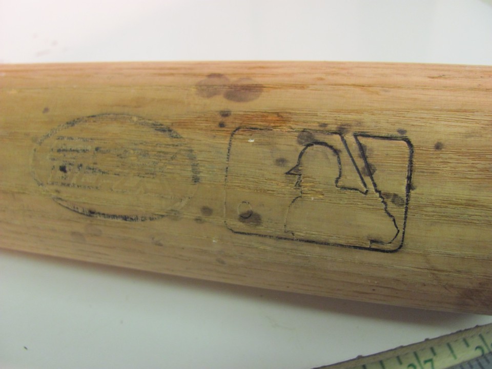 Mike Stefanski Louisville Slugger Bat H238, cracked Cincinnati Reds ...