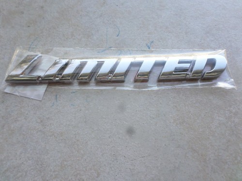 NEW TOYOTA " LIMITED " EMBLEM 75443-AE020 LOGO 75455-0C070 Decal 75455 ...