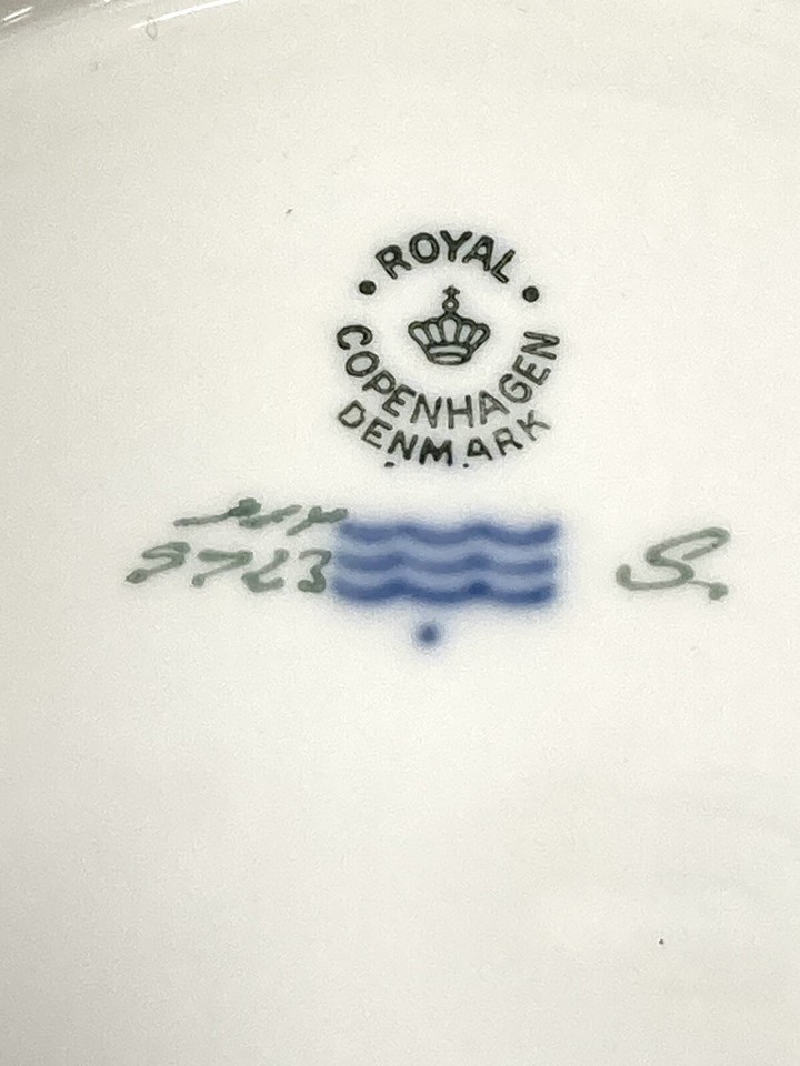 Royal Copenhagen Quaking Grass Round Serving Bowl 884/9723 10” MCM Vtg ...