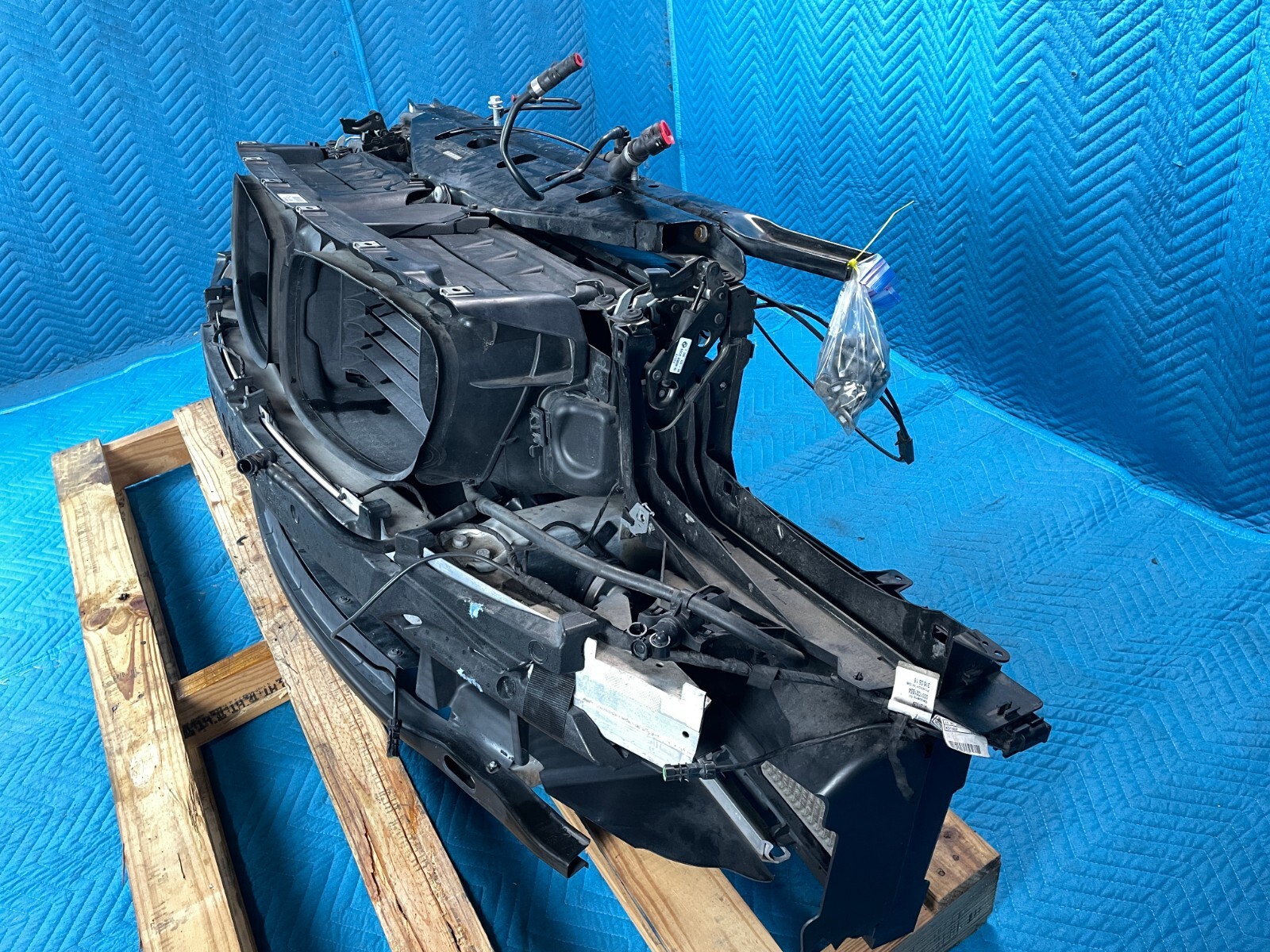 BMW 750Li 750i 4.4L Radiator Support, Reinforcement Bar,Cooling Fan ...