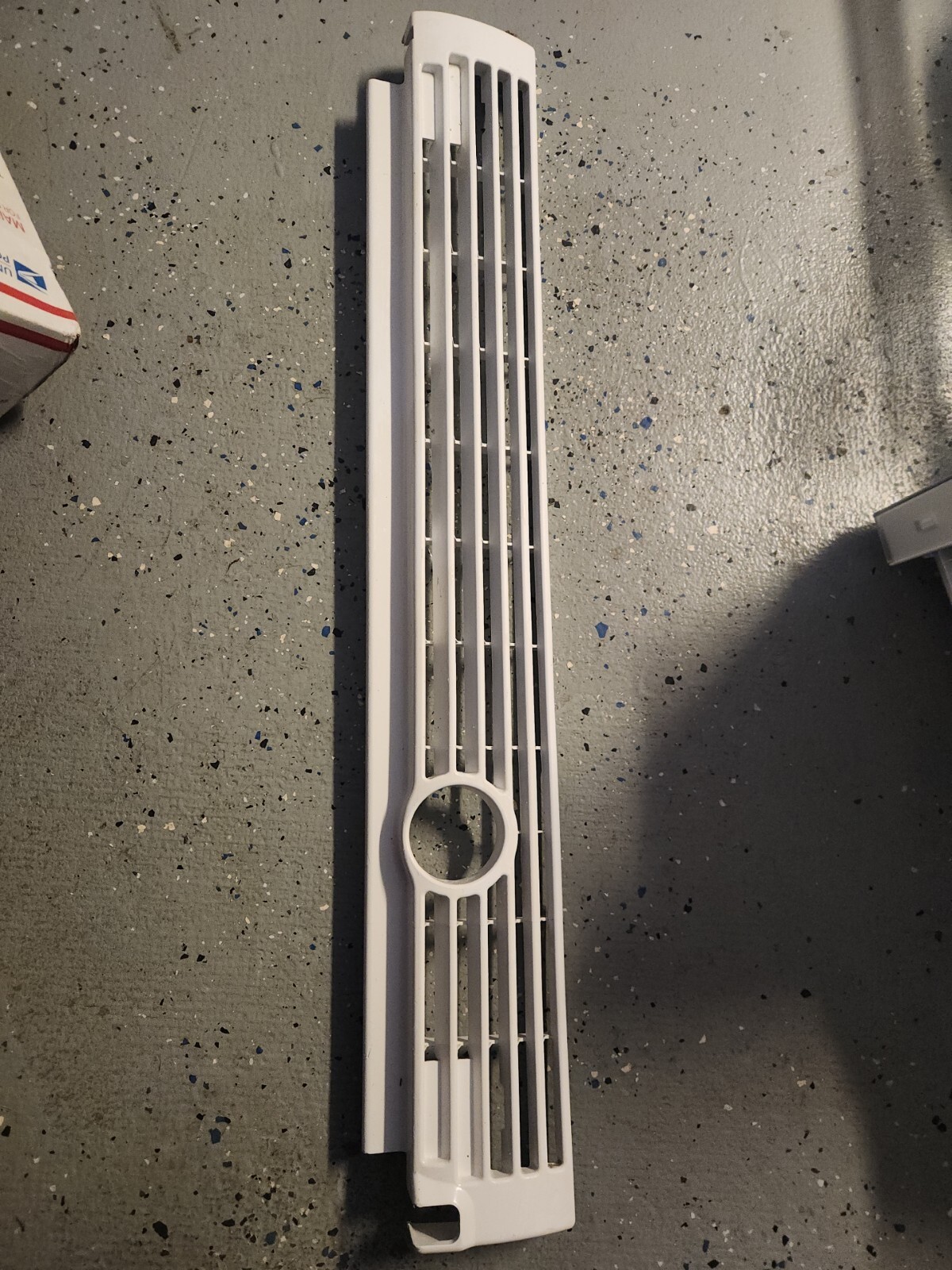 WHIRLPOOL BRAND REFRIGERATOR TOE KICK PANEL GRILLE WHITE 2198467W | eBay