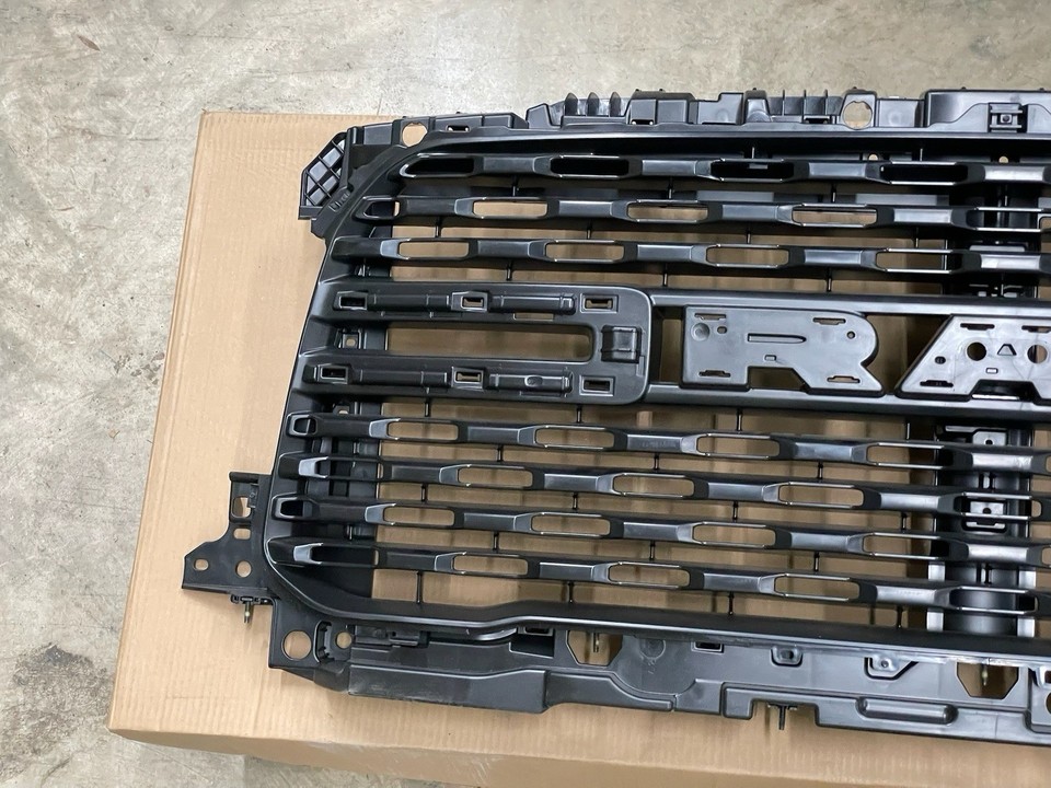 NEW! 2022-2024 RAM 2500 3500 Front Bumper Radiator Grille Black MOPAR ...