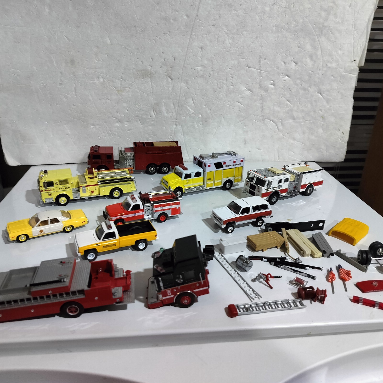 1/64 KITBASH parts lot Code 3, ERTL, Road Champs & Greenlight PARTS LOT ...