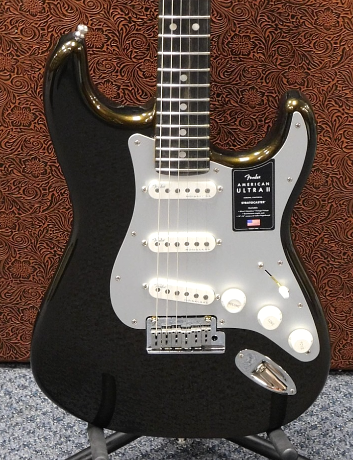 2025 Fender American Ultra II Stratocaster w/ Case! Texas Tea Finish ...