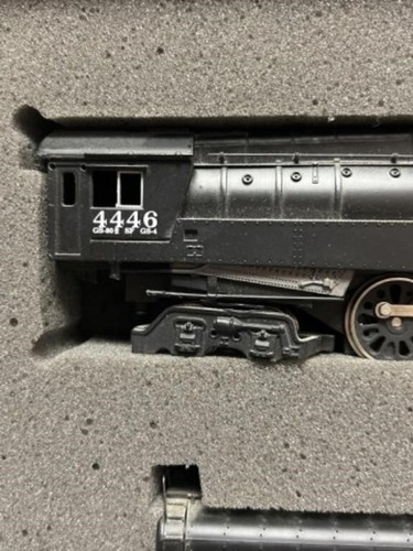 Bachmann Southern Pacific 4446 HO Scale Streamlined 4-8-4 Steam ...