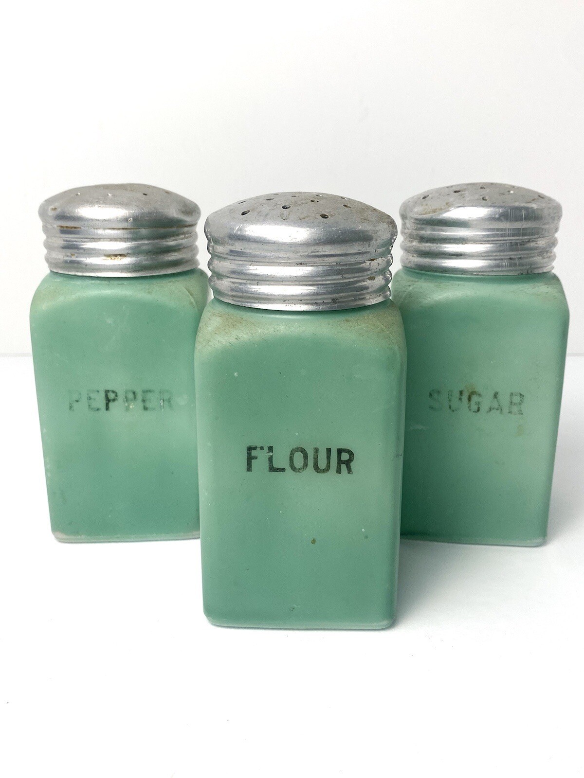 McKee Hotpoint Range Shakers Set 3 Jadeite Color Milk Glass Sugar Flour ...