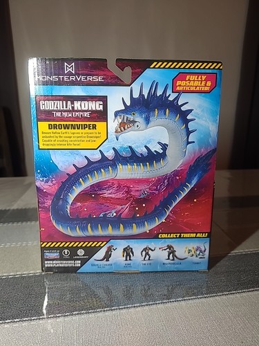 Godzilla x Kong The New Empire Drownviper 7" Action Figure w/ Removable ...