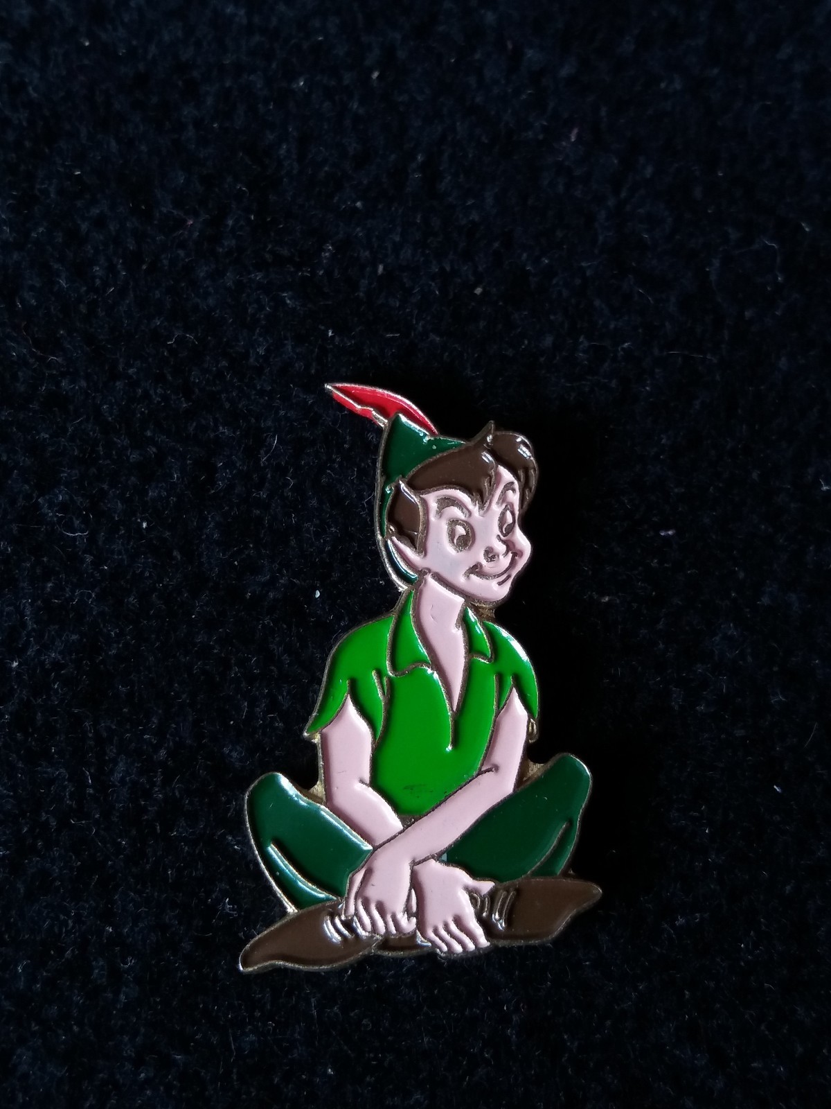 PINS DISNEY PIN PETER PAN SITTING | eBay