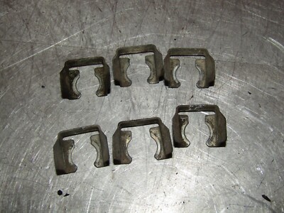 2005-2010 Chrysler 300 3.5L OEM fuel injector retainer clip set 06 07 ...