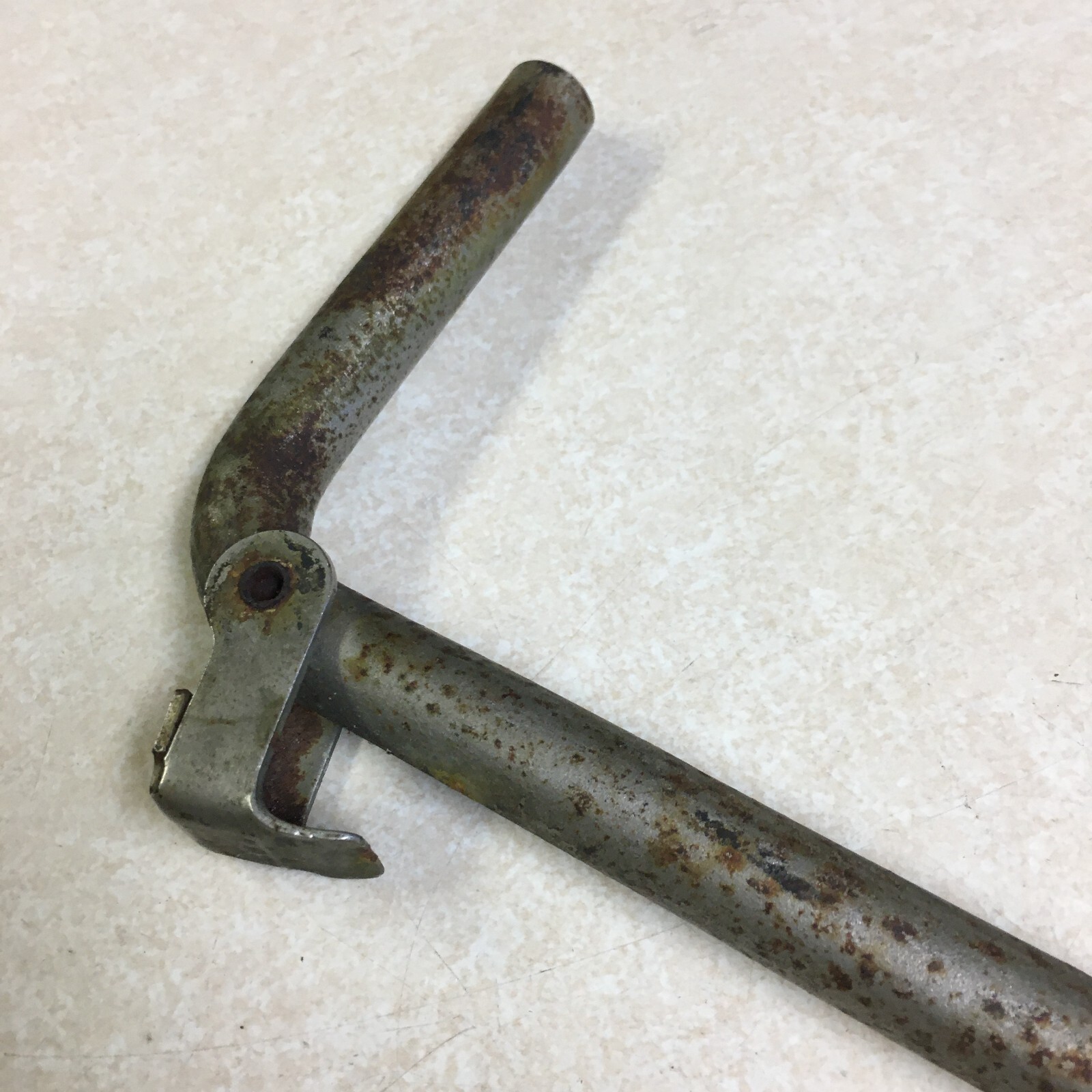 Heyco 17 mm Wheel Lug Nut Wrench Tool w/ Hub Cap Tool - Made in Germany ...