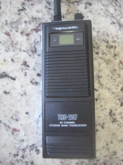 REALISTIC TRC-207 CITIZENS BAND TRANSCEIVER WALKIE TALKIE 21-1645 40 ...