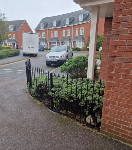 3ft HIGH SPEAR TOP SAXON METAL FENCING/RAILINGS PANEL | eBay UK