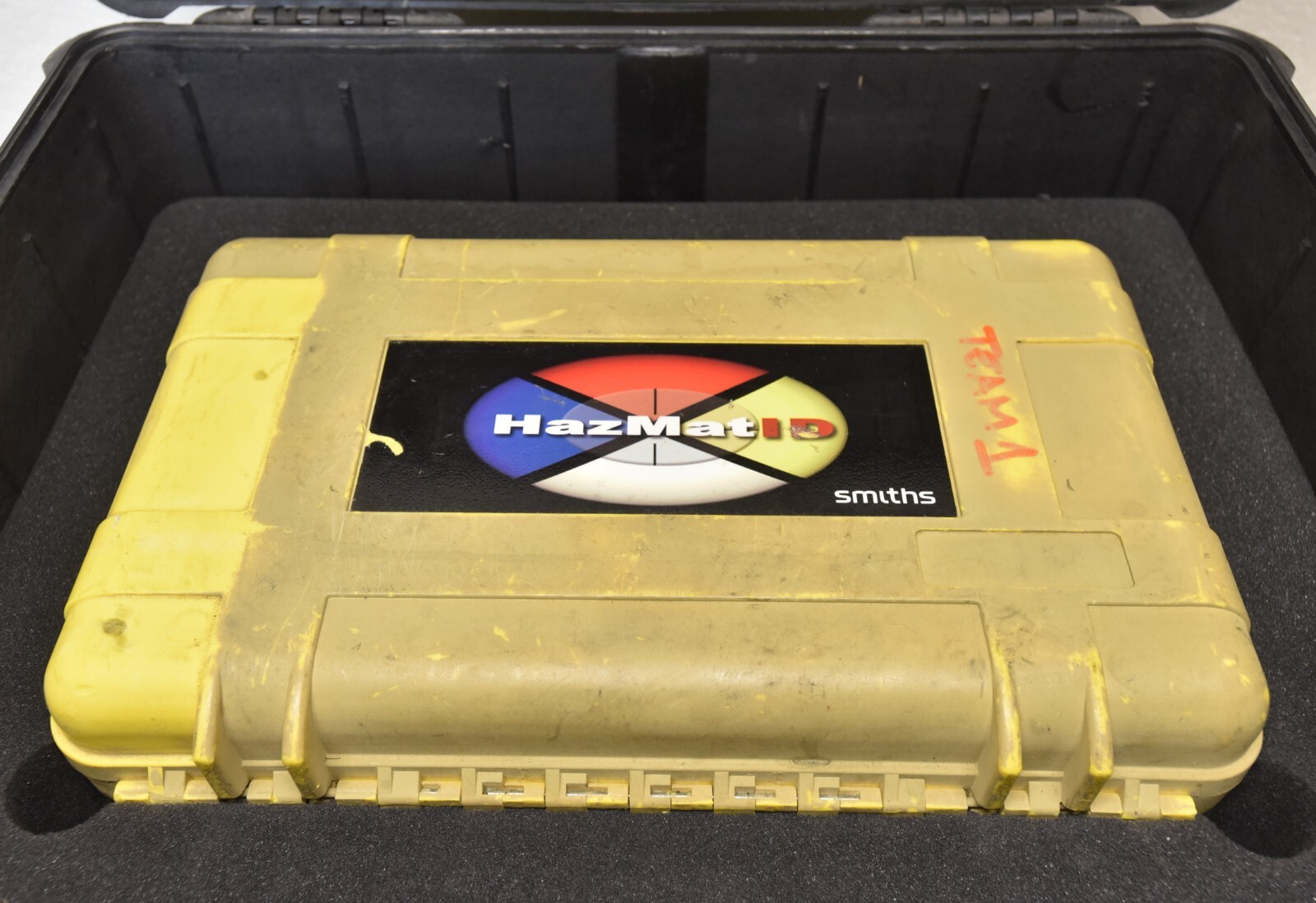 Smiths Detection HazMat ID Portable Chemical Identifier 23-1001 w/ Case ...