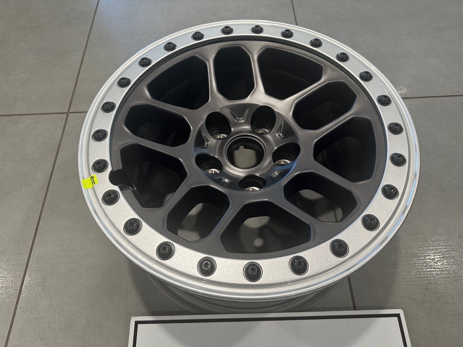 17x8 Jeep Wrangler JK JL Mopar OEM Bead Lock Capable Wheel Black Set Of ...