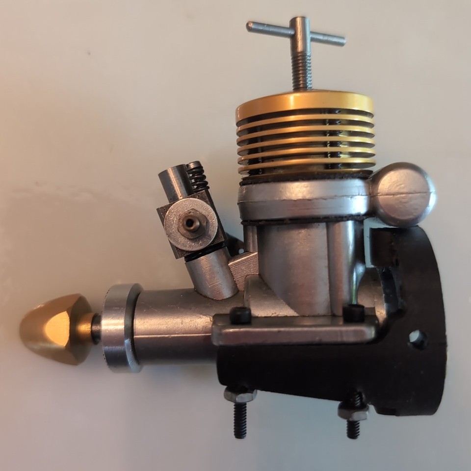 P.A.W.( England) RC Airplane Engine 15 MK1 Diesel NOS | eBay