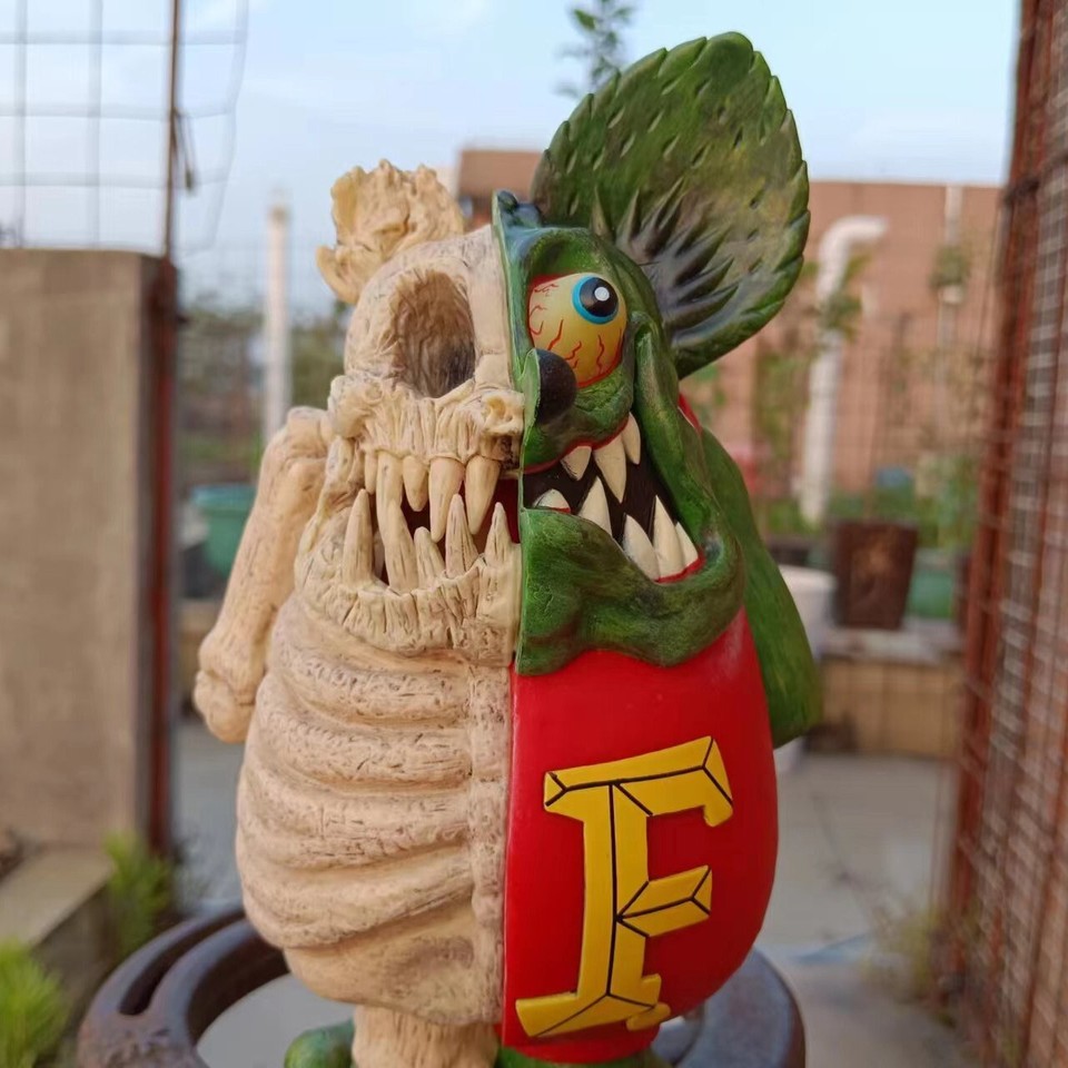 Wacky Wobbler Ed Roth Rat Fink Skeleton Big Daddy Toys Action Figure 7. ...