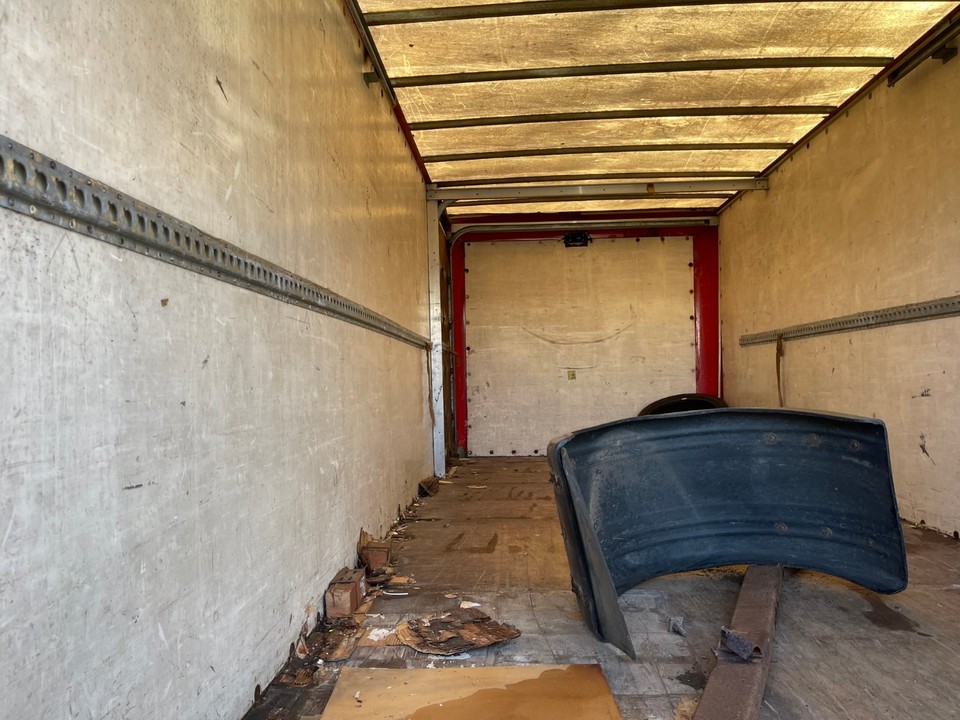 TRUCK BOX BODY 20 FOOT LONG FOR STORAGE CONTACT US TODAY NEED IT MOVED ...