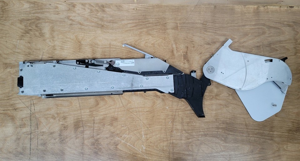 UIC Universal Instruments Green 8mm Dual Lane Feeder 49889204 Lot Of 5 ...