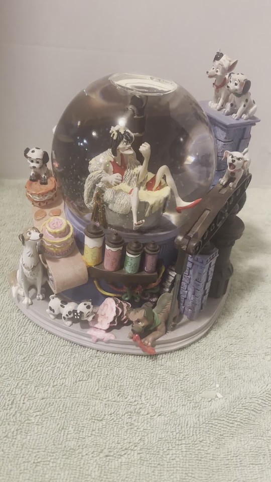 Disney 101 Dalmations Dalms Bakery Scene Snowglobe “Cruella De Ville ...