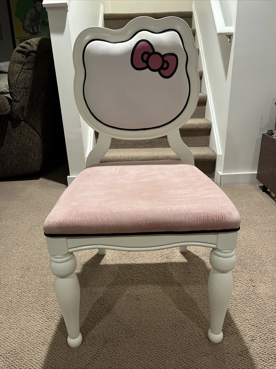 Hello Kitty Dining Room