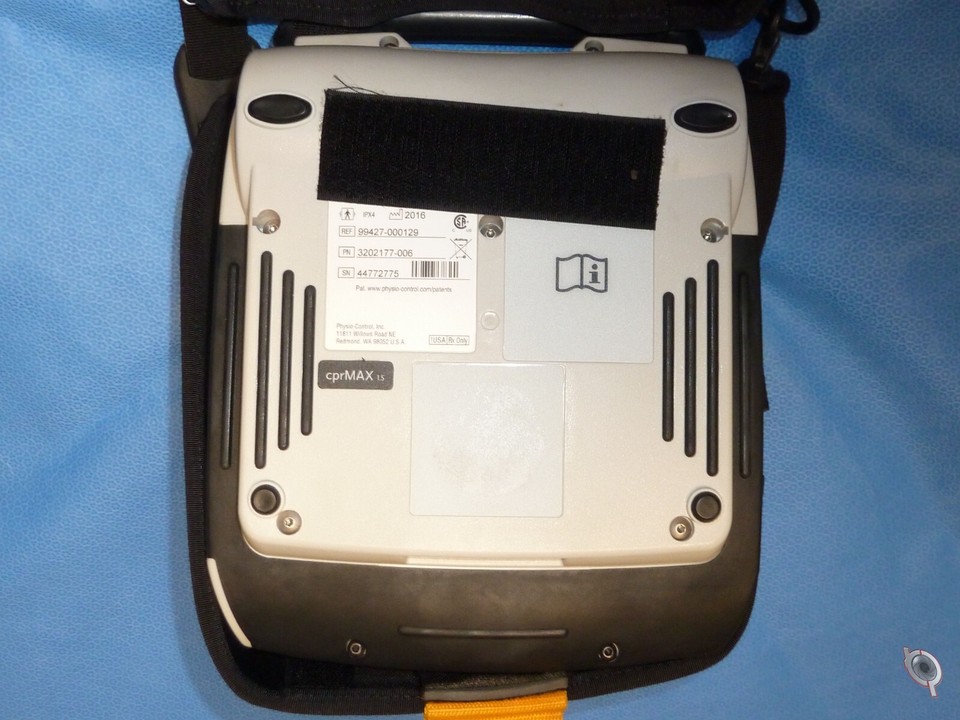 Physio Control Lifepak Express AED Defibrillato case & pads | eBay