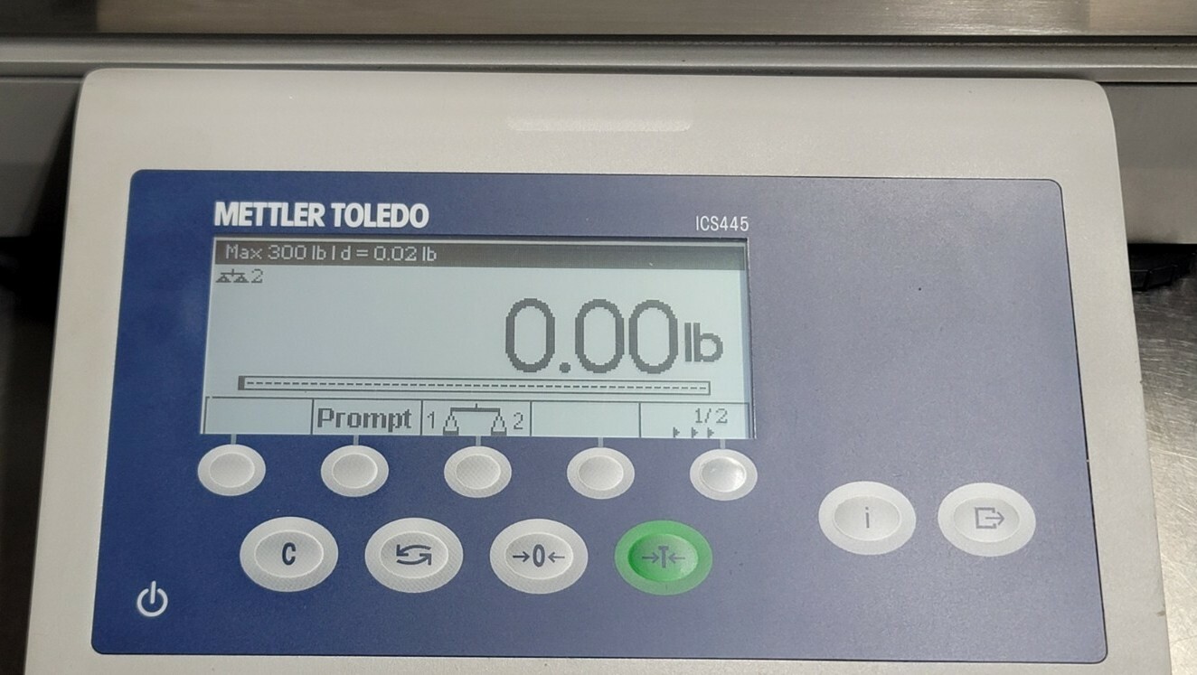 METTLER TOLEDO PBD555-15LA "ICS445" 30 LBS. SCALE WITH 300 LBS ...