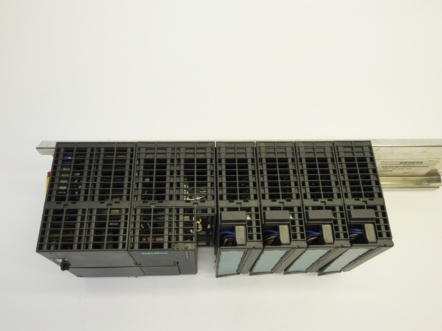 Siemens Simatic S7-300 RACK (1) 307-1EA00-08A0 (1) 361-3CA01-0AA0 (4 ...