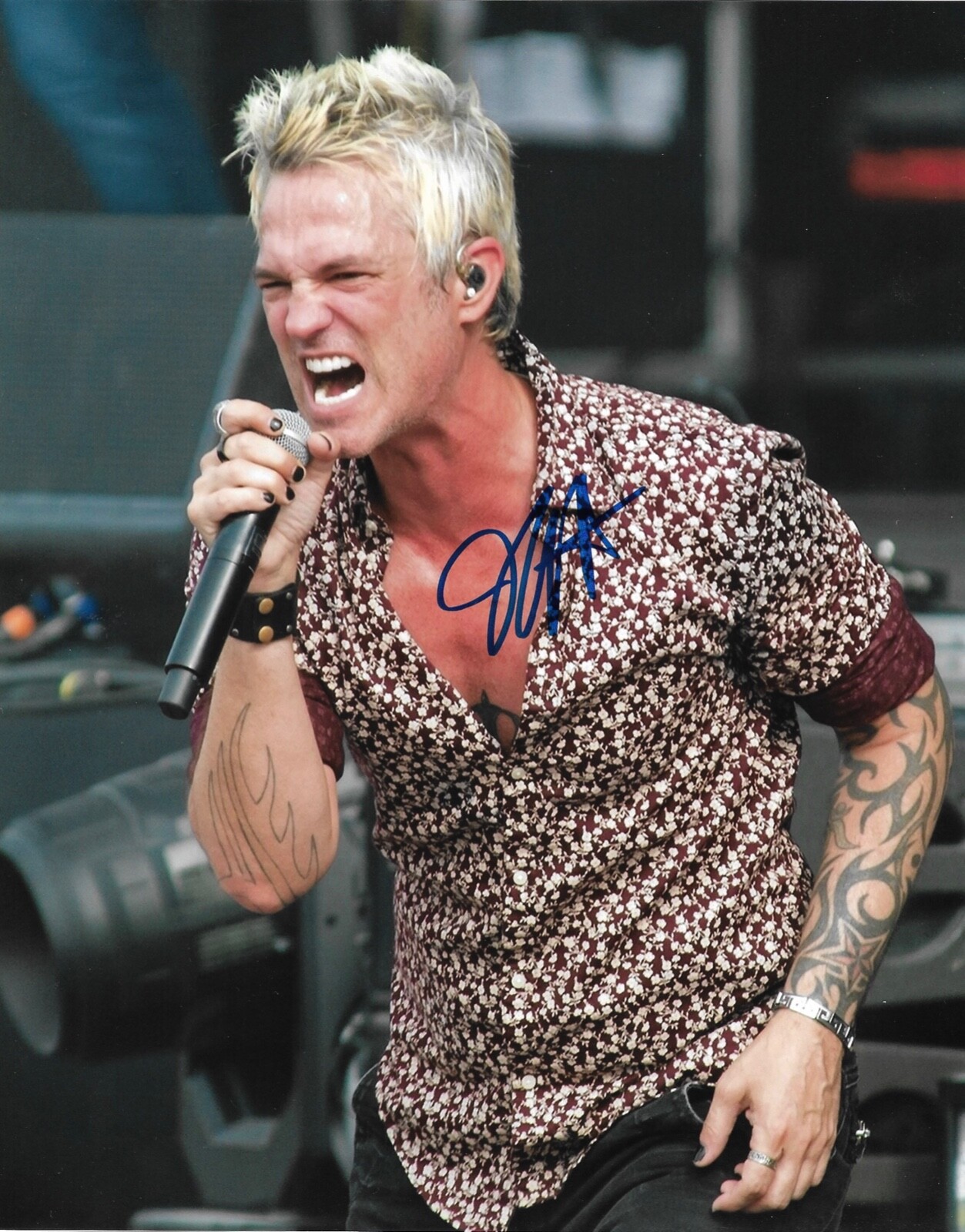 Jeff Gutt - STP Stone Temple Pilots Singer - Autograph SIGNED 8x10 - K9 ...