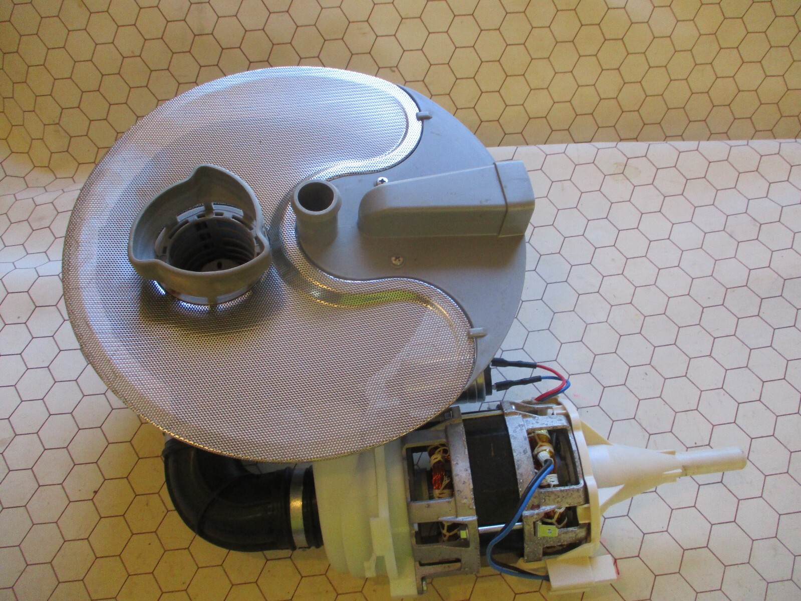 Samsung Dishwasher Complete Sump and Motor Assembly DD82-01376B | eBay