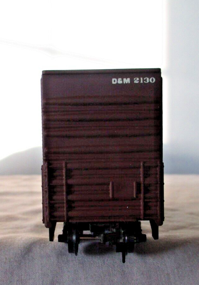 HO Gauge Detroit & Mackinac 50 ft. Brown Boxcar DM 2130 | eBay