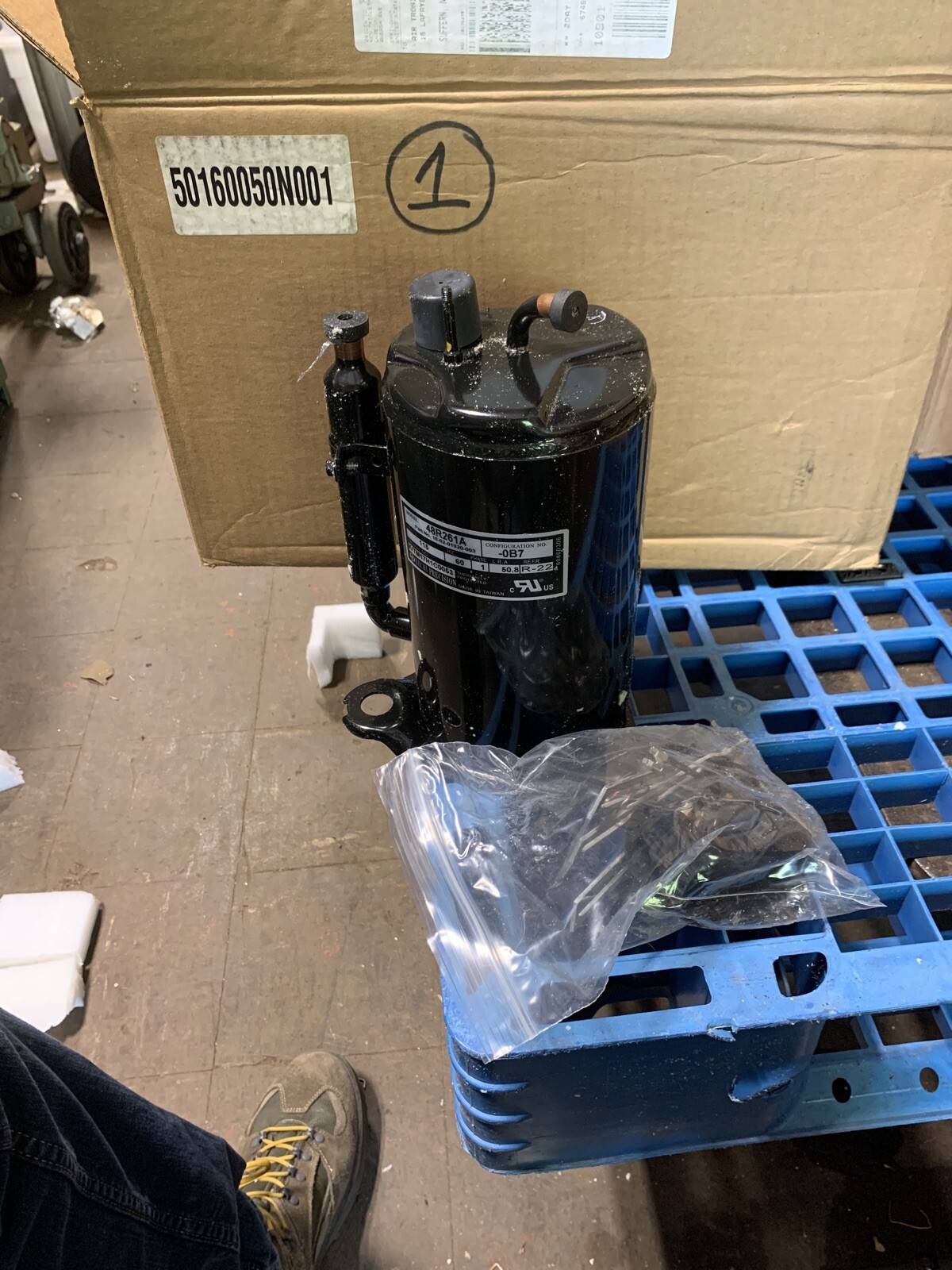 RECHI COMPRESSOR 48R261, FEDDERS 50160050N001, R-22 ,115V, 60 Hz, 1PH ...