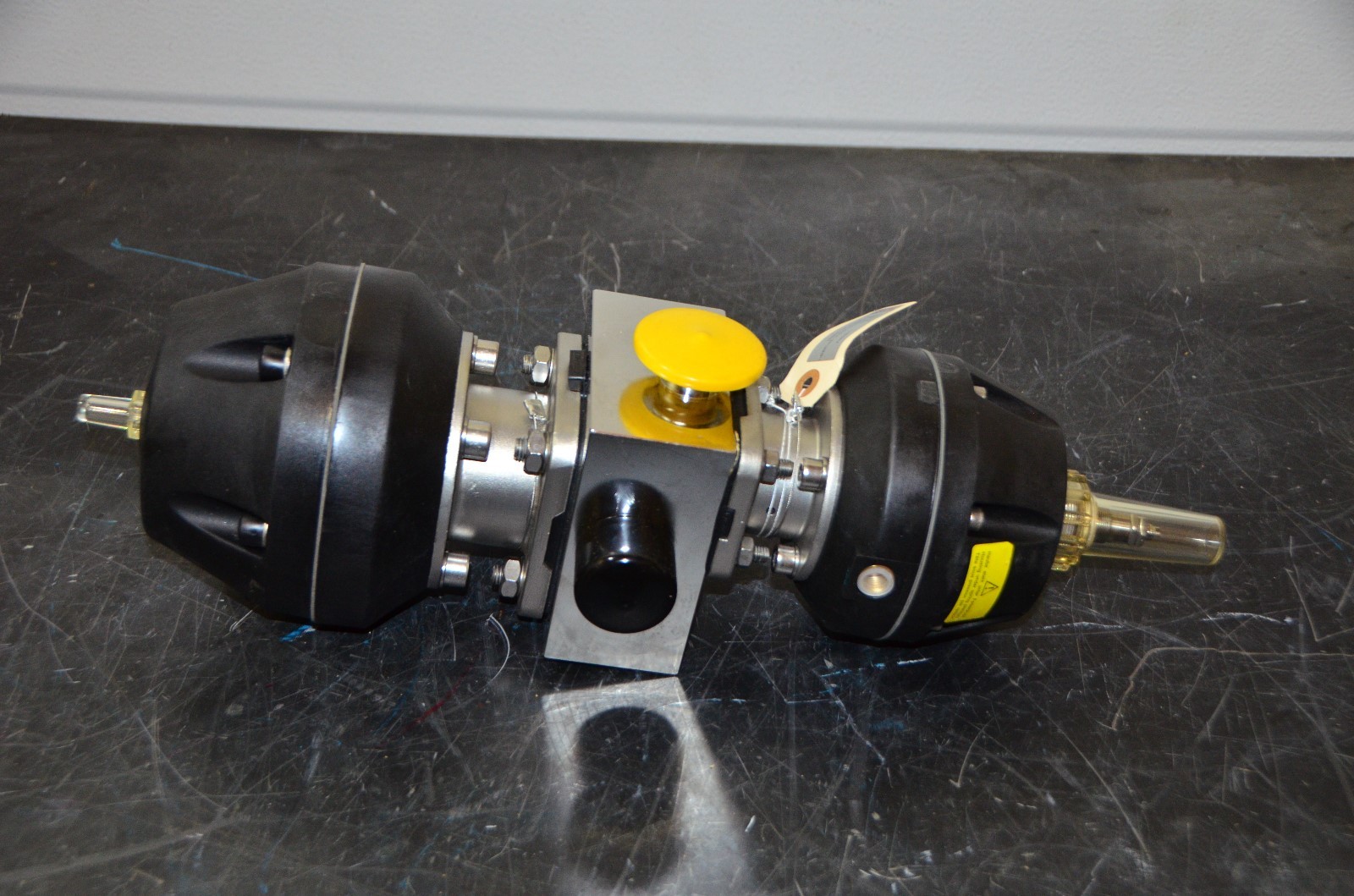 GEMU 687 M-Block Valve 1.5" x 1" BW x BW x TC EPDM N/C Actuator 316L ...