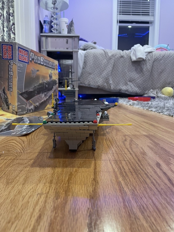 Rare MEGA BLOKS PRO BUILDER 9795 USS NIMITZ Assembled Lego Aircraft ...