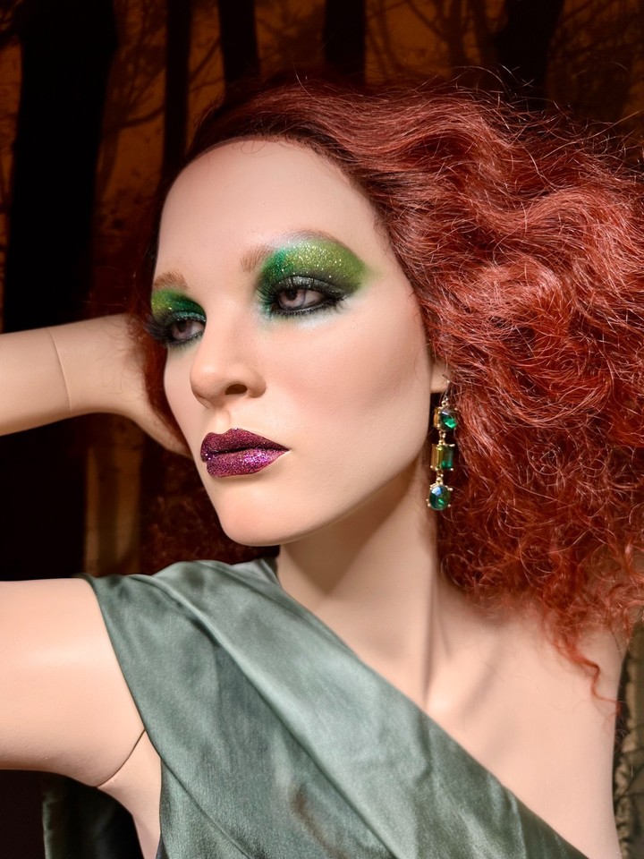 GRENEKER Vintage Female Mannequin Realistic Duel pose Full Life Size ...