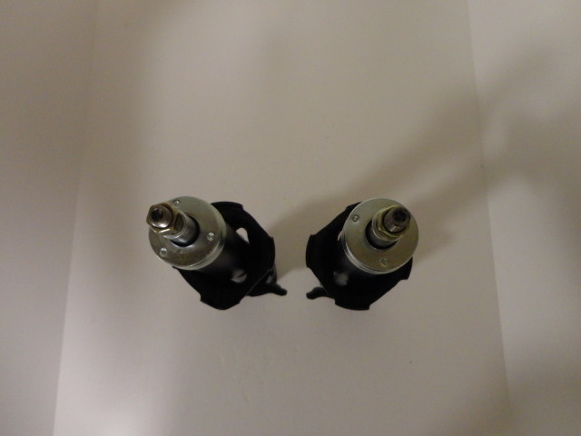 Suzuki Carry DA63T DA65T DB52T Front Strut Pair with straight spring ...