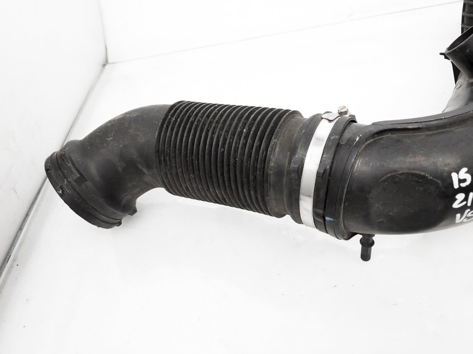 2015-2017 Volvo Xc60 2.0L Turbo Air Intake Tube Hose 31338660 *Broken ...