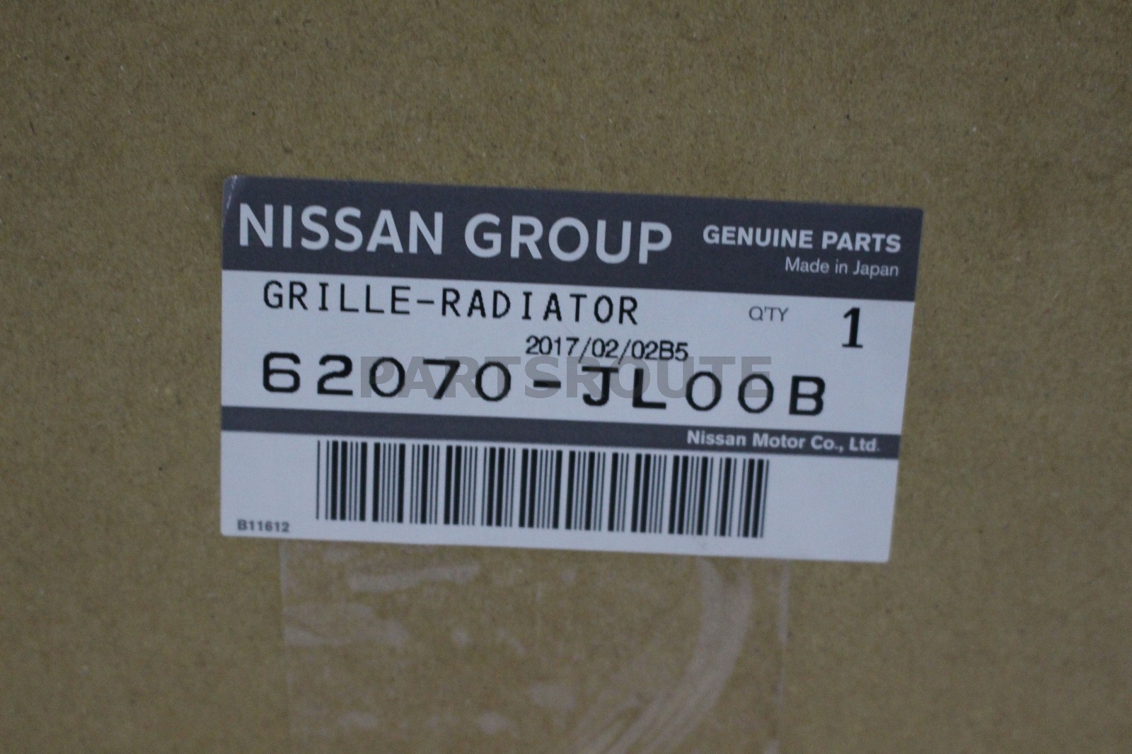 Infiniti G37 Q60 2008-2015 Front Radiator Grille Emblem Chrome OEM ...