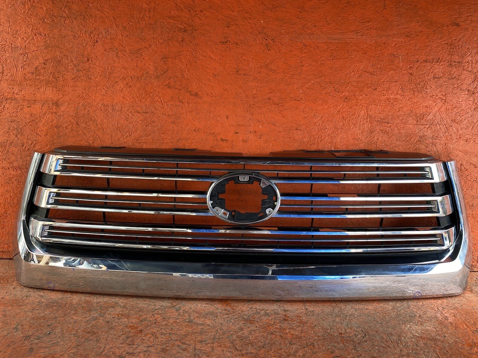 2018 2019 2020 2021 Toyota Tundra Front Radiator Grille OEM 53105-0C080 ...