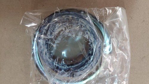 GENUINE TOYOTA 04422-12070 Front Axle Bearing Seal Kit | eBay