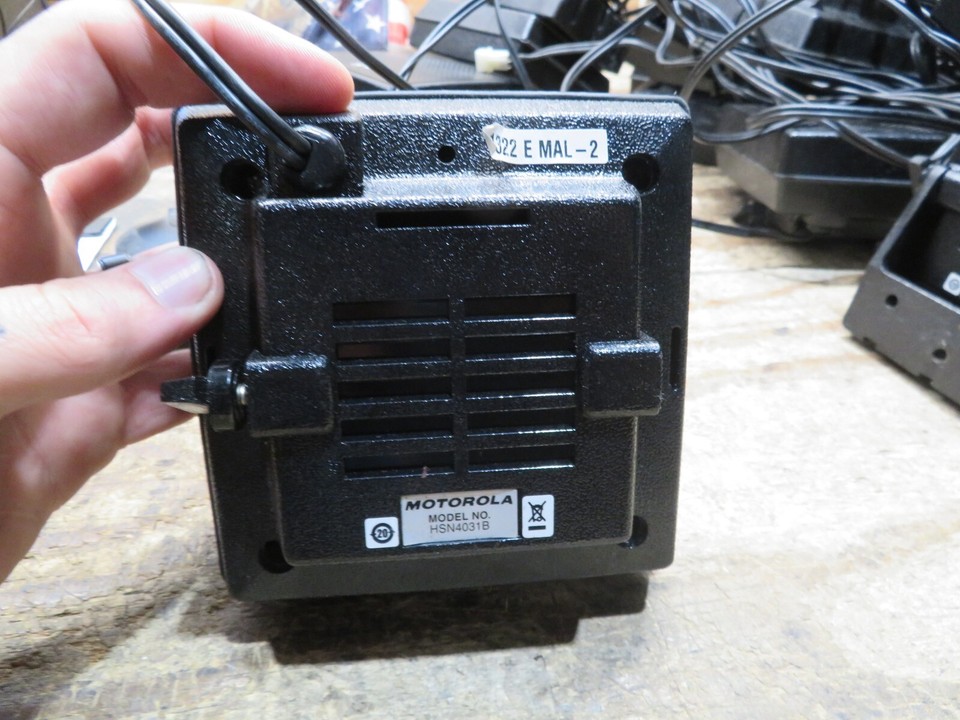 Motorola HSN4031B Wired External Speaker Radio two way two-way Black ...